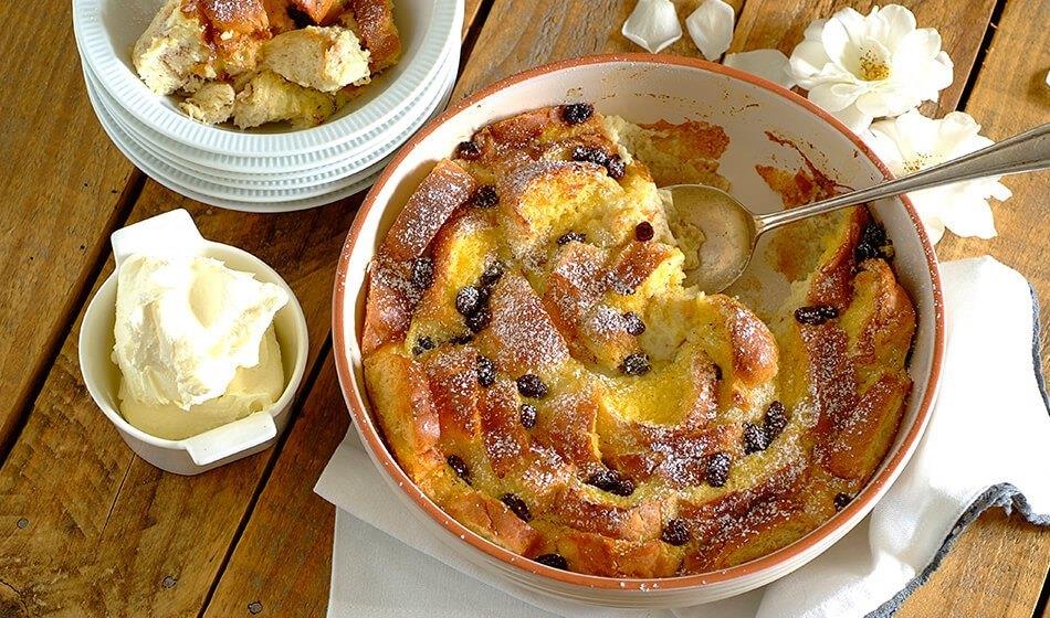 FLORA GOLDEN BREAD PUDDING | Flora
