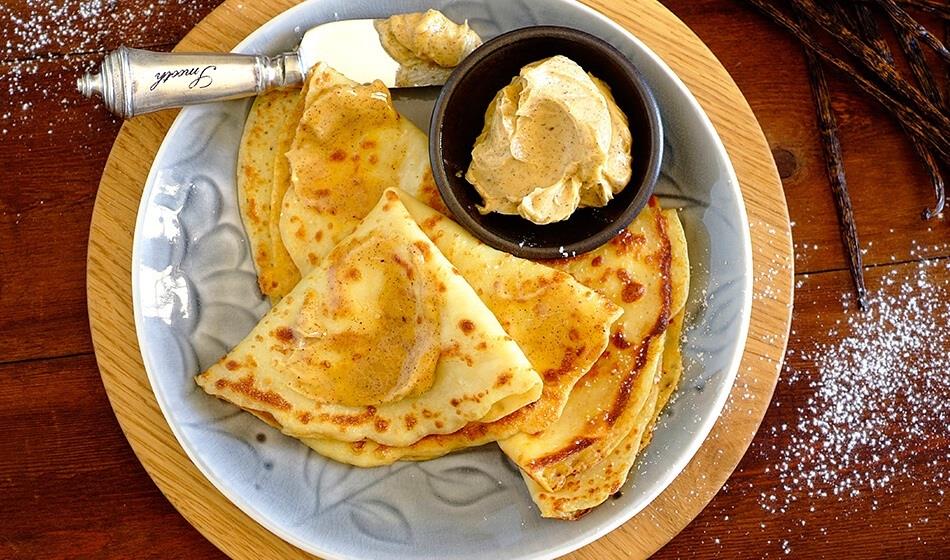 FLORA HOME-MADE GOLDEN PANCAKES | Flora