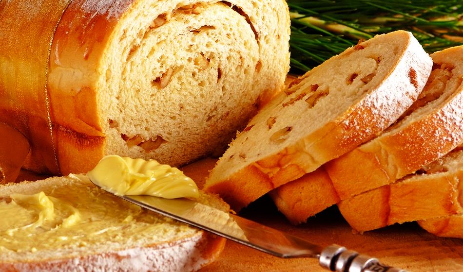 HOMEMADE WALNUT MILK BREAD | Flora